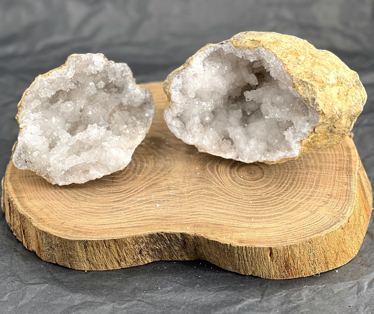 Géode Cristal de Roche entière 647g environ - Géodes/Géode Cristal de ...