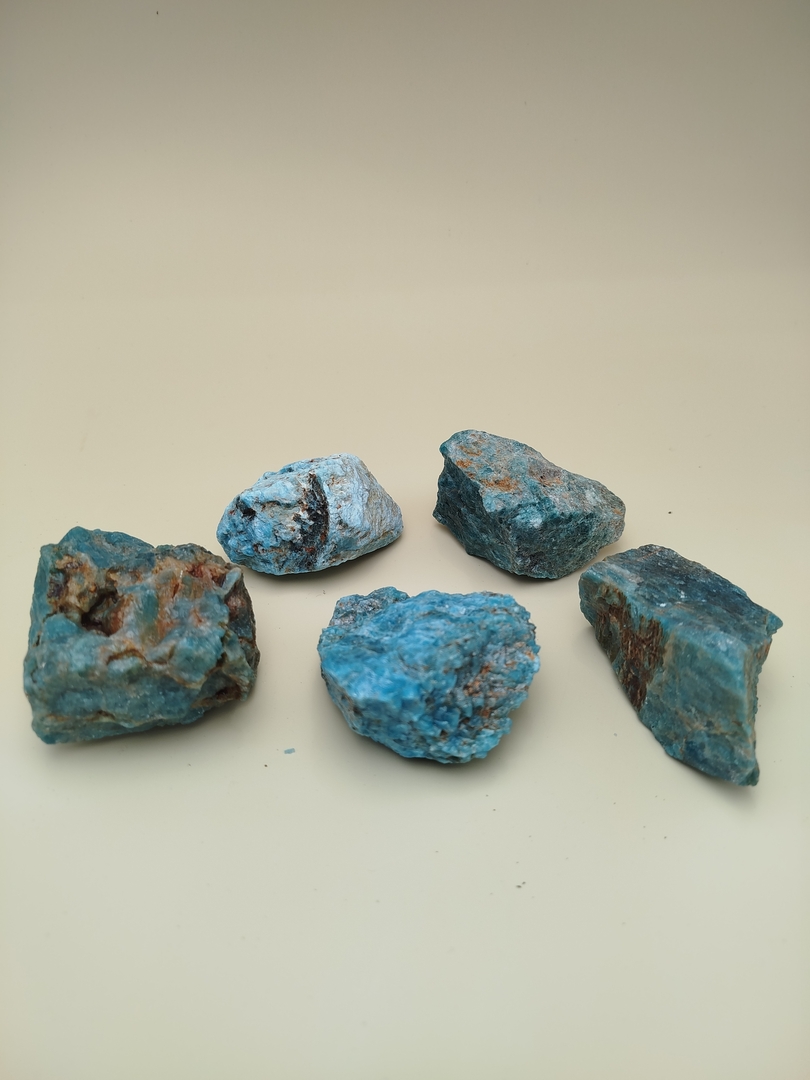 Apatite Brute 5x4cm - Blocs minéraux Brut/Apatite - les-pierres-de-kyria