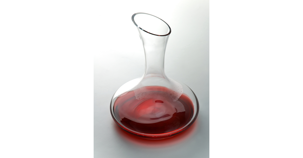 Quand décanter, ou carafer un vin ? - Le Vin - vins-et-tendances