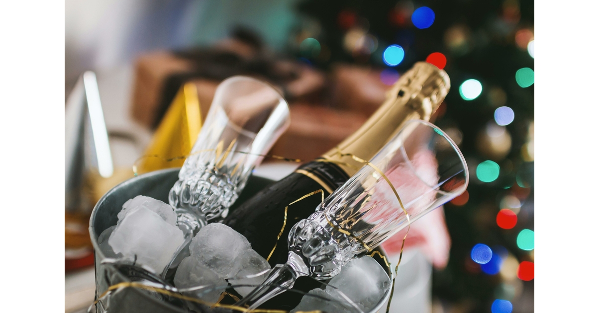 pourquoi sabrer le champagne?