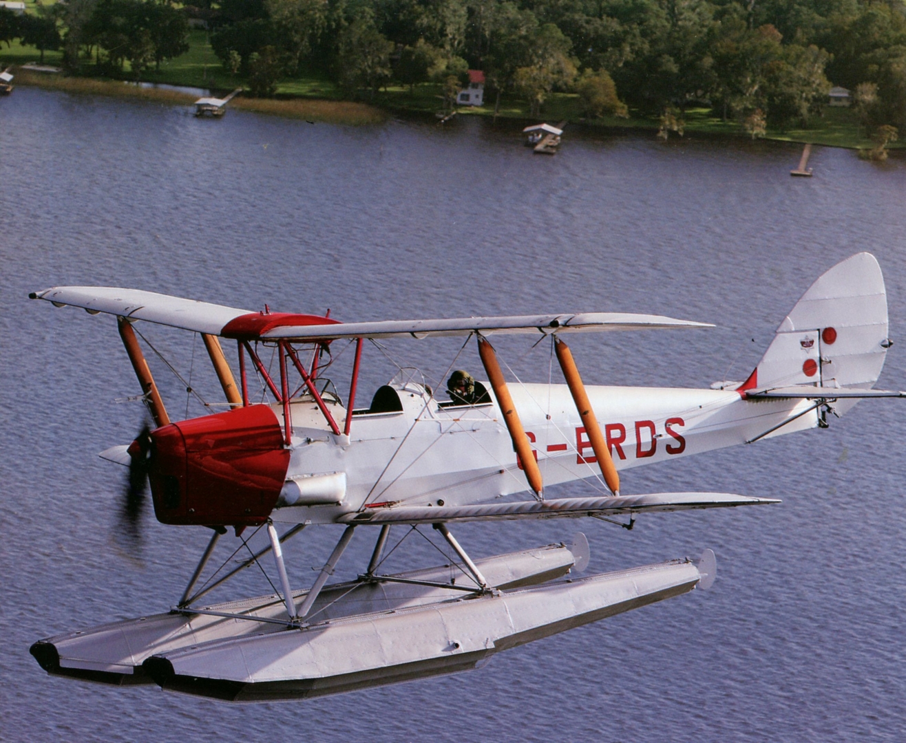 DE HAVILLAND TIGER MOTH - FICHE AVION CARACTÉRISTIQUES - TRANSPORTS ...