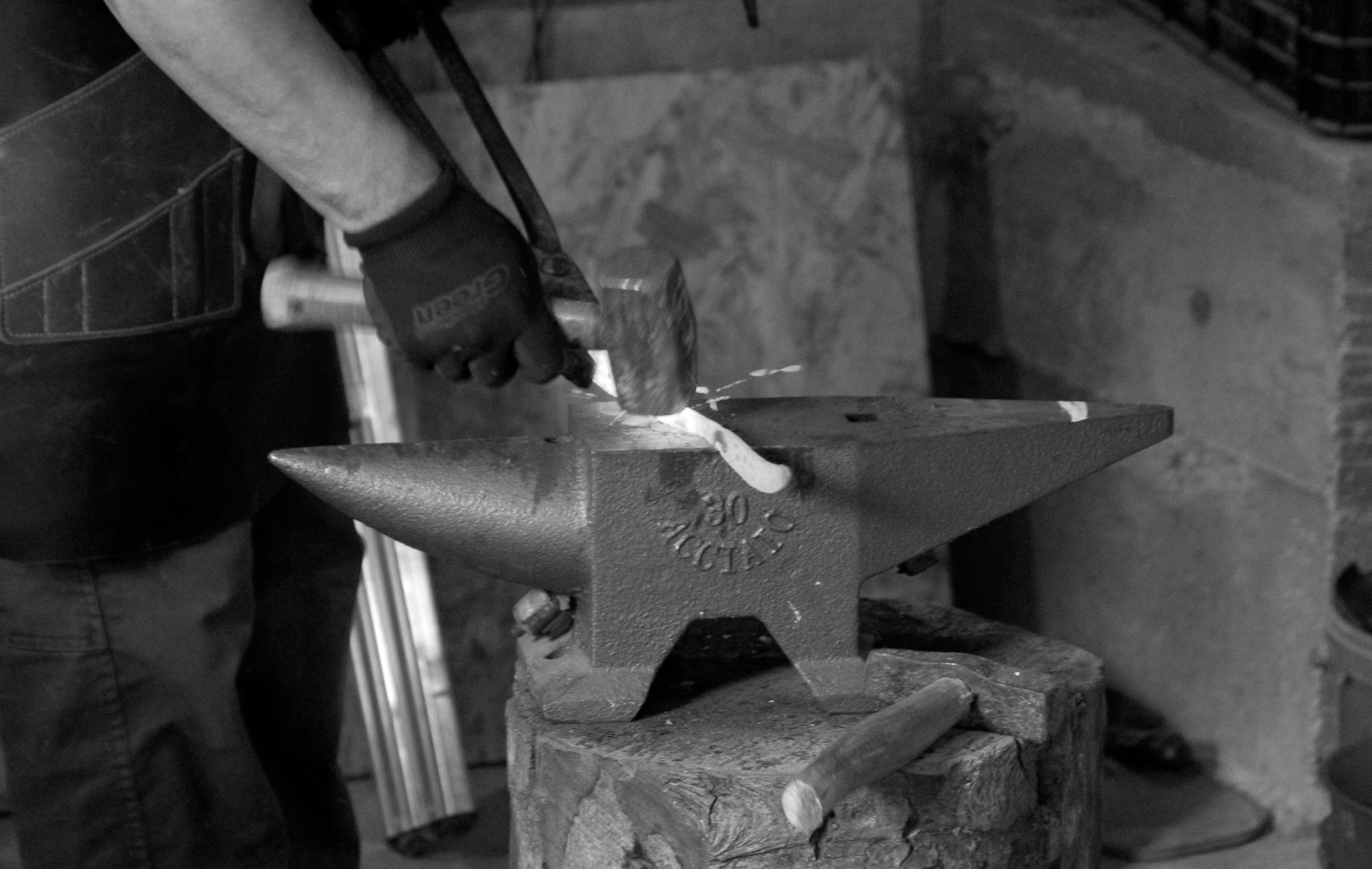 Forgeron Coutelier Créateur Rémouleur | Steeloi Création