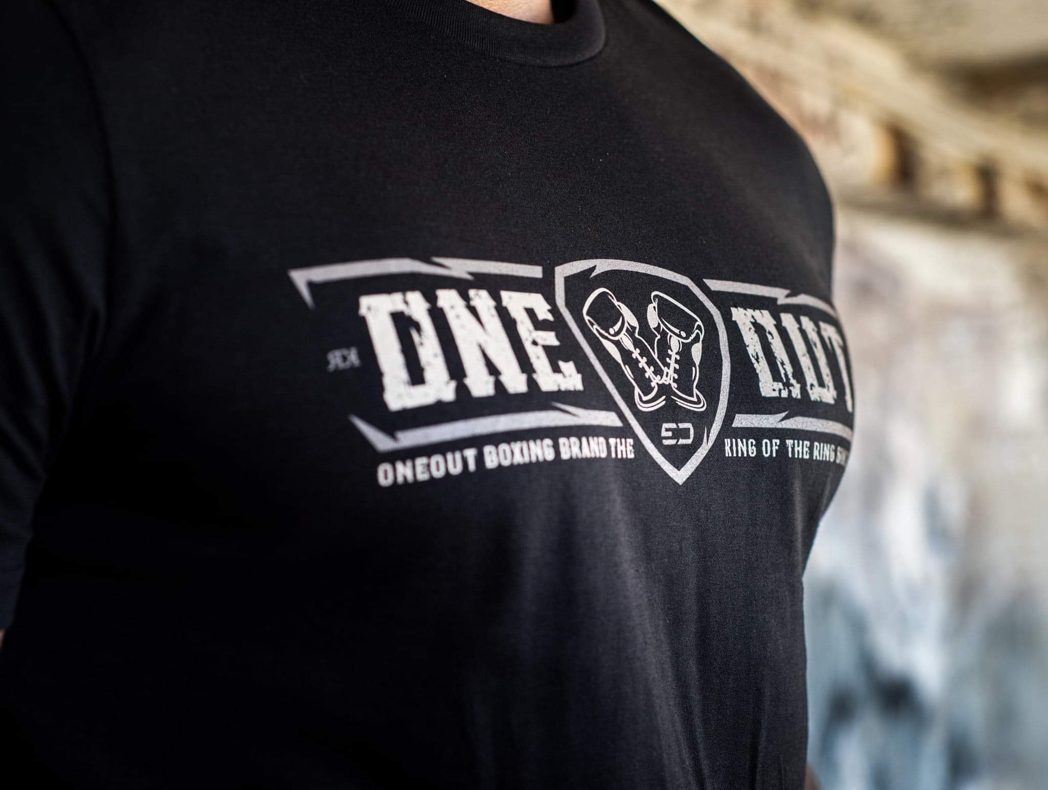 ONEOUT LA MARQUE FRANCAISE DE TOUS LES COMBATS / FIGHT SPORT