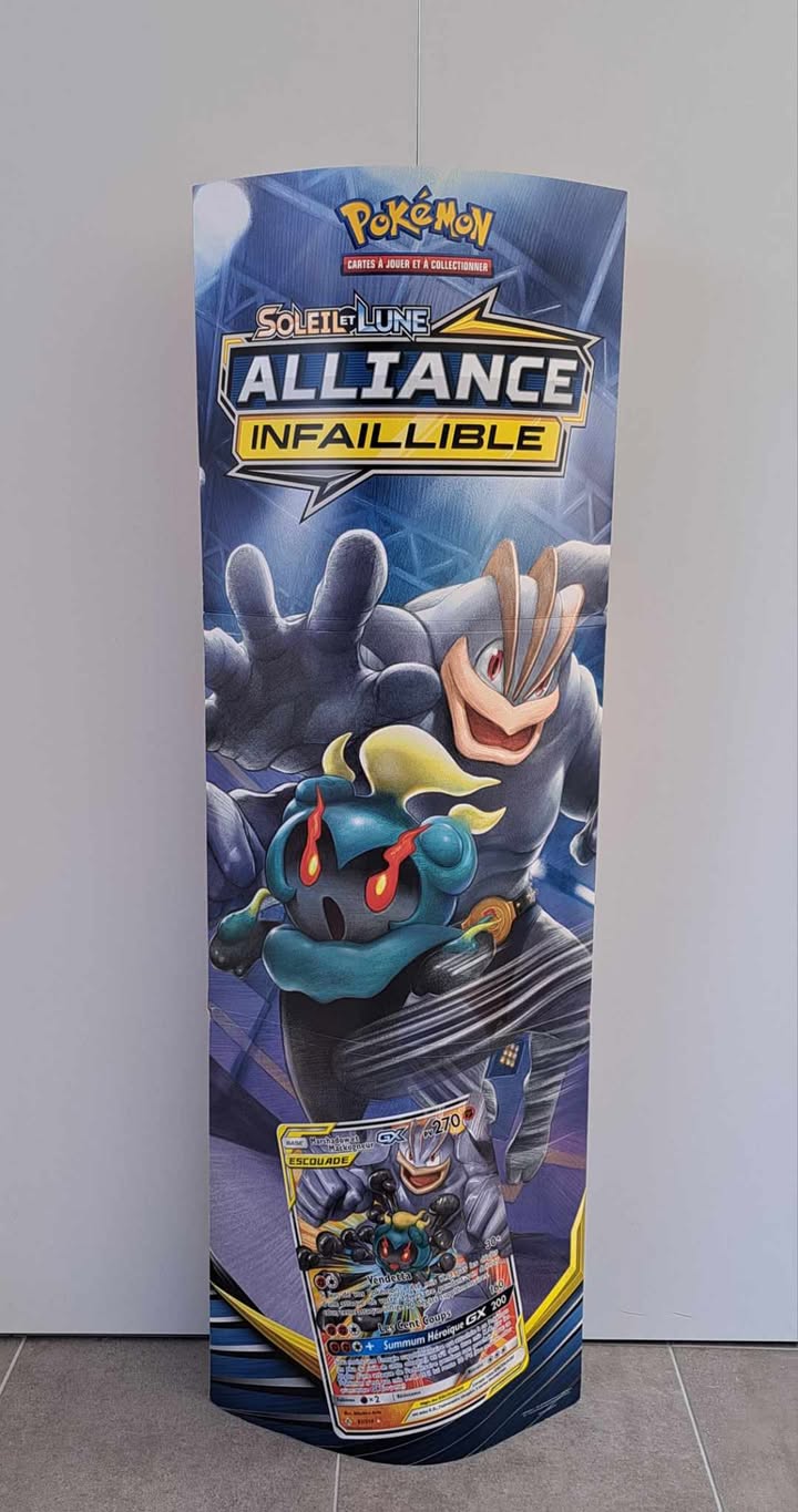 Totem PLV - Soleil et Lune - Alliance Infaillible - Pokémon - Pokémon ...