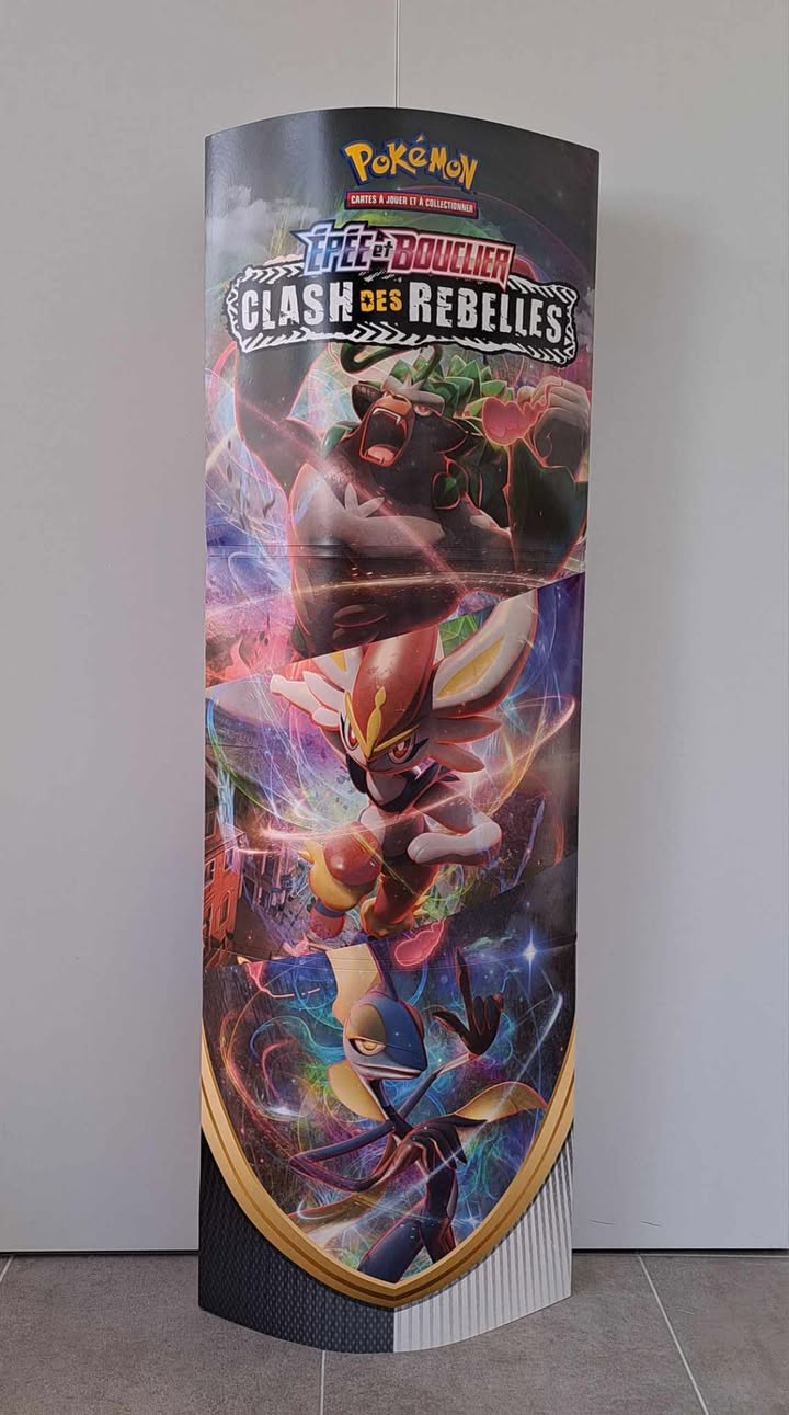 Totem PLV - Epée et Bouclier - Clash des Rebelles - Pokémon - Pokémon ...