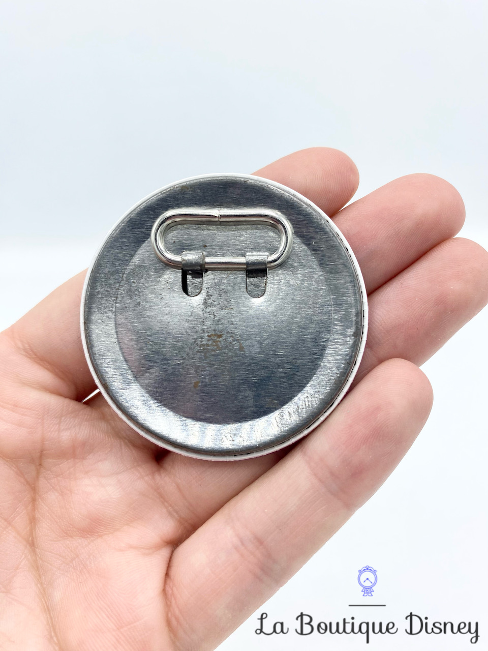 Badge Raiponce Pascal Disney broche violet - Accessoires/Badges - Broc ...