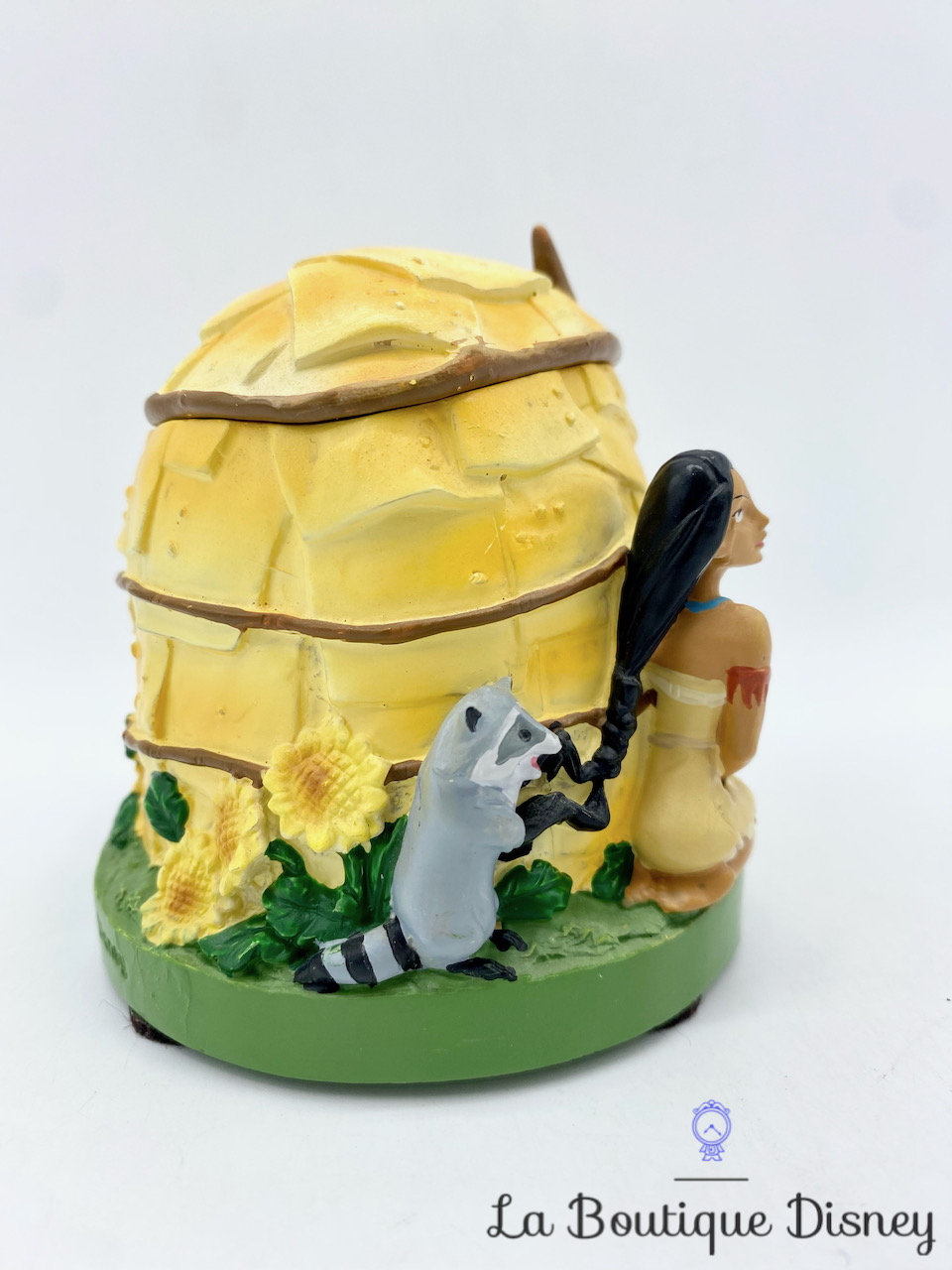 Boite résine Pocahontas Disney vintage hutte John Smith Meeko - Maison ...