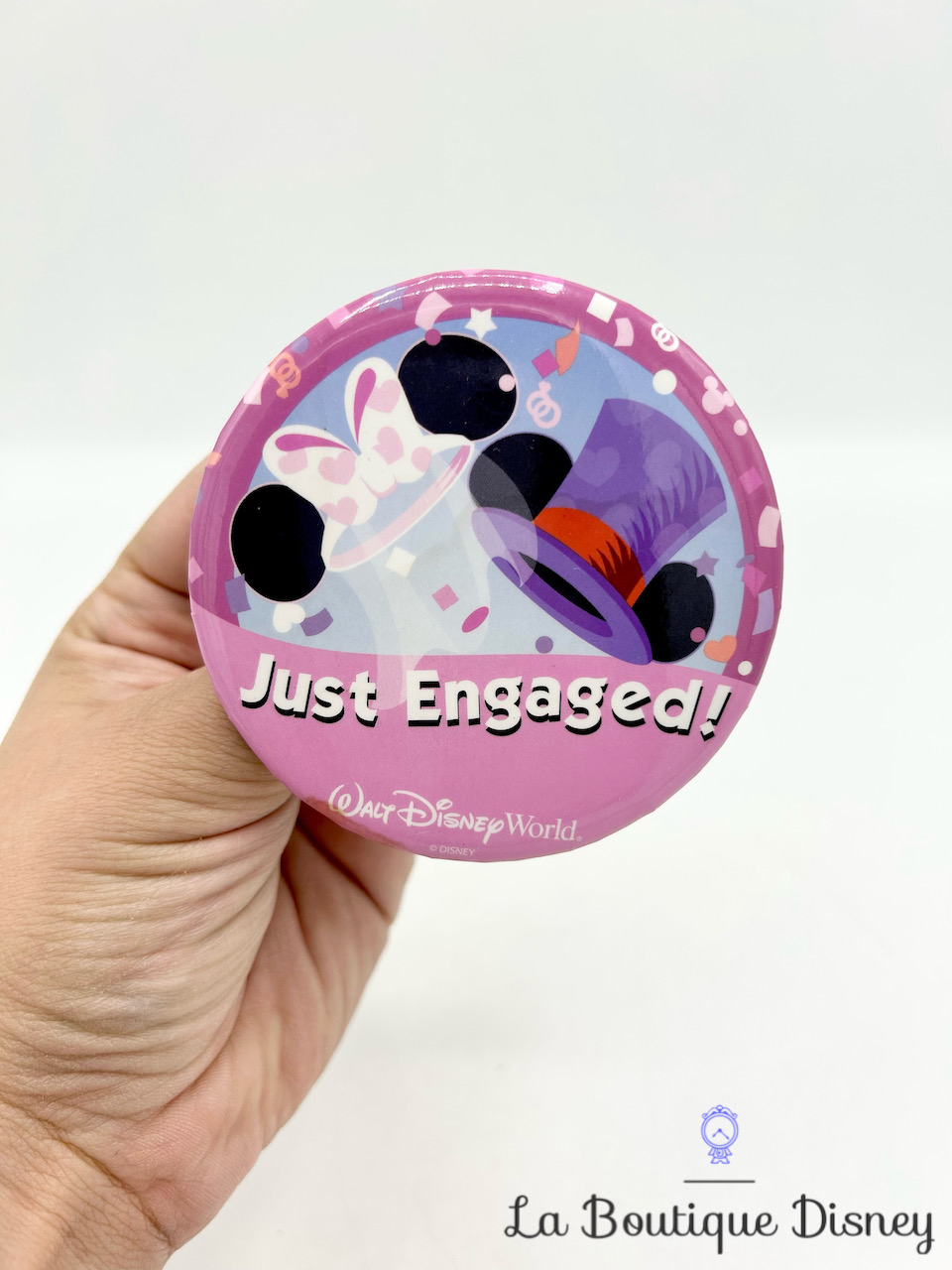 Badge Just Engaged Walt Disney World USA mariage weeding rose ...