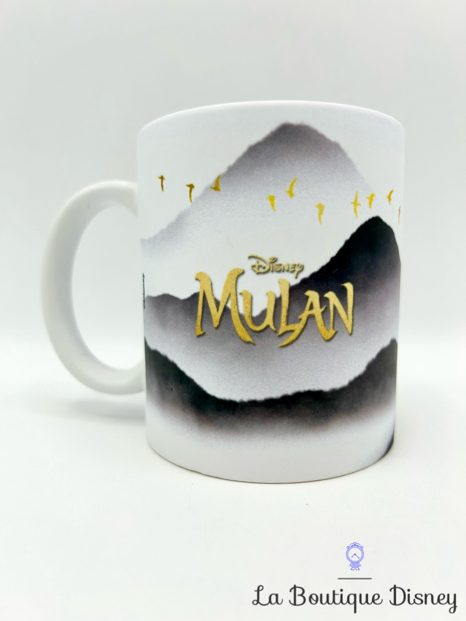 Tasse Mulan Disney mug ABYStyle Khan montagnes noir blanc - Vaisselle ...
