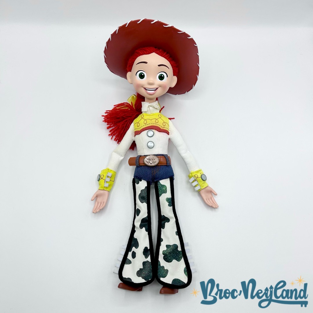 Poupée Jessie parlante Toy Story Disney Store 2019 Talking Action ...