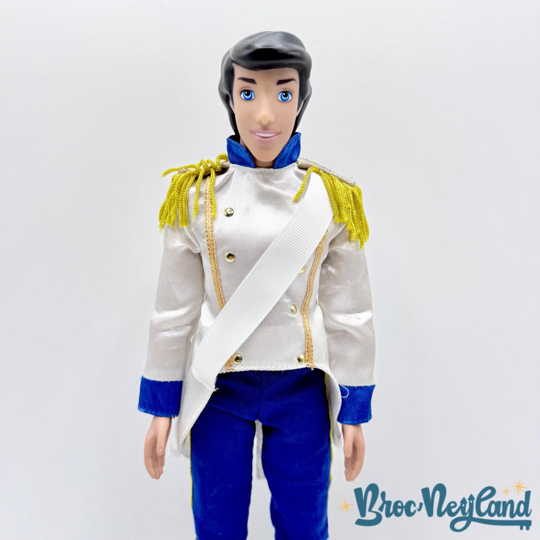 Poupée Prince Eric Disney Store 2010 La Petite Sirène mannequin mariage ...