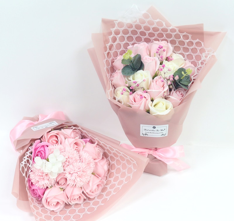 Bouquet de fleurs de savon avec sac cadeau - Idées cadeaux - Treasures ...