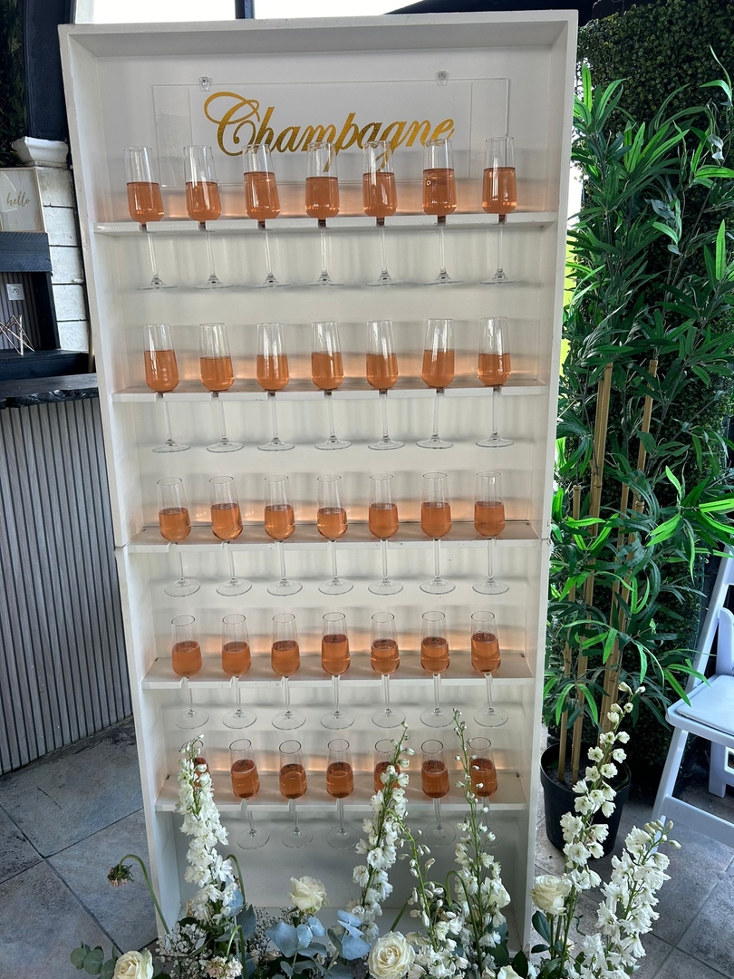 Location mur à champagne MC80 - Décors/Backdrops, panneaux & murs de ...