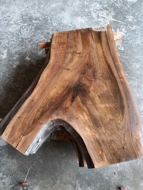 plateau fourche noyer live edge nf533 - Bois plateau table brut - rbbois