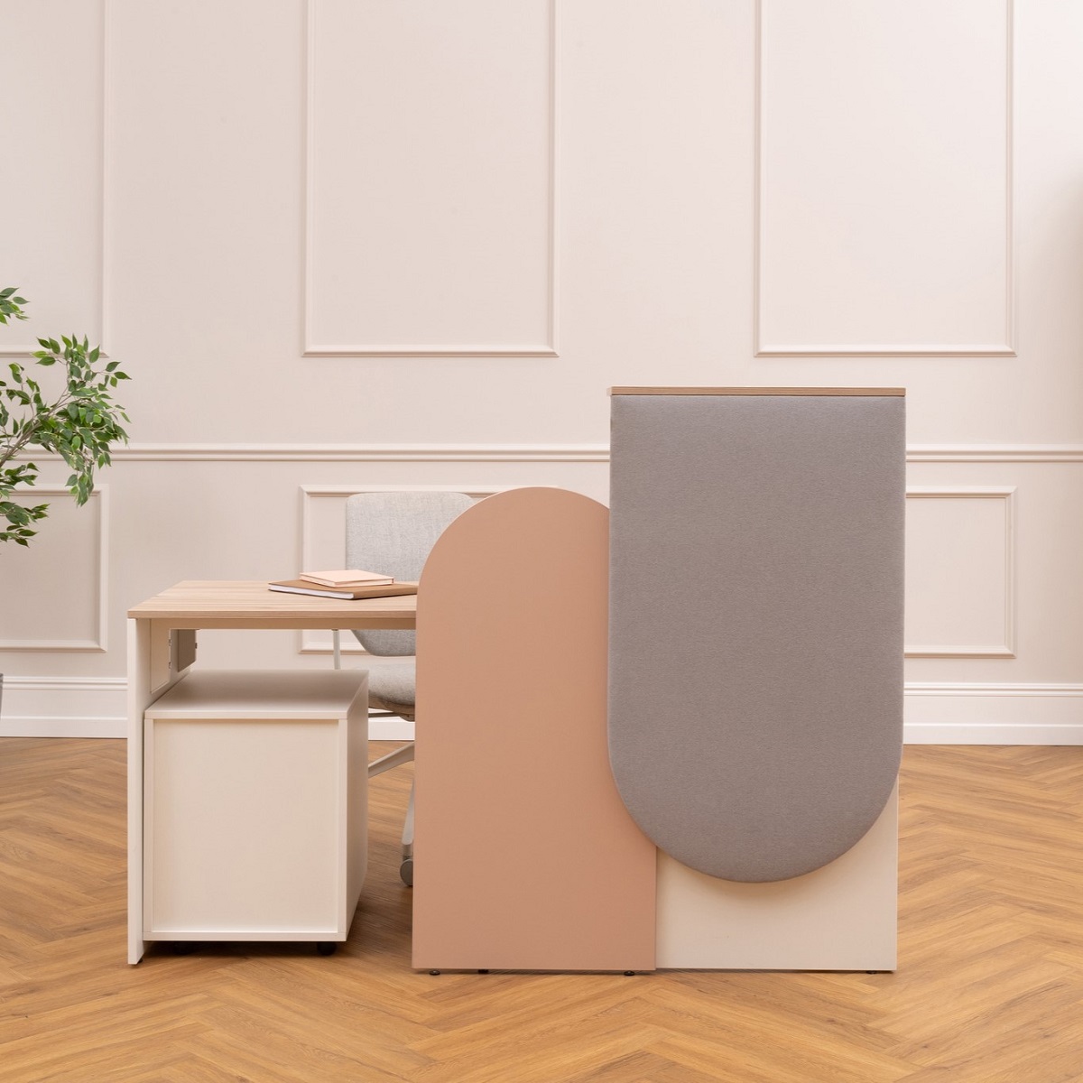 Bureau d’accueil design hautement personnalisable et économique