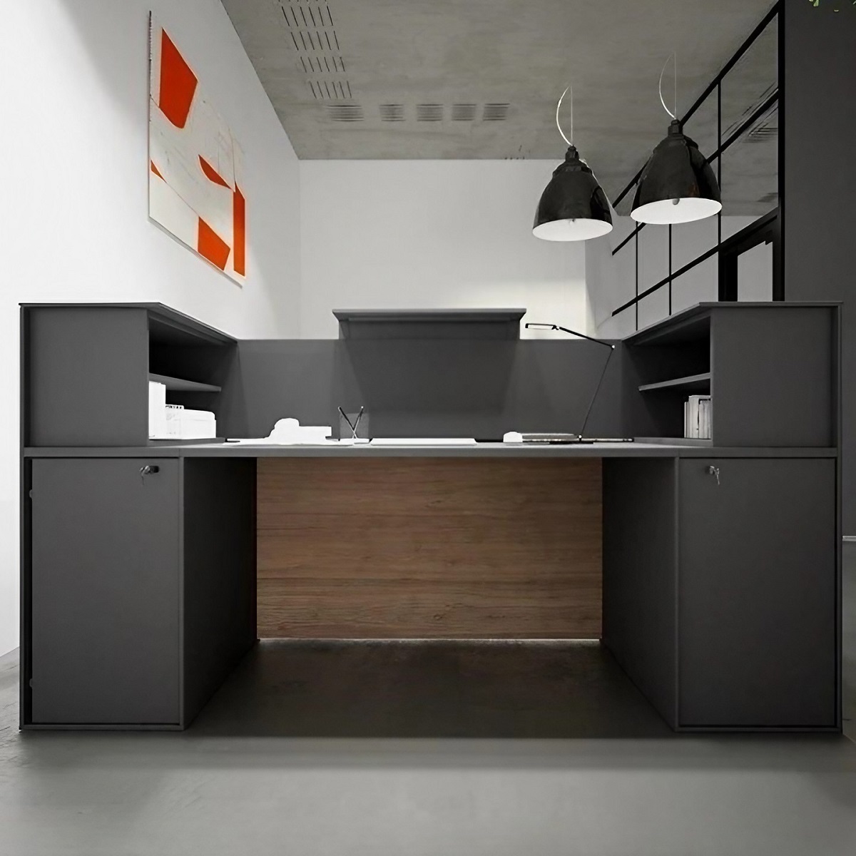 Comptoir d’accueil moderne et organisé avec éclairage LED