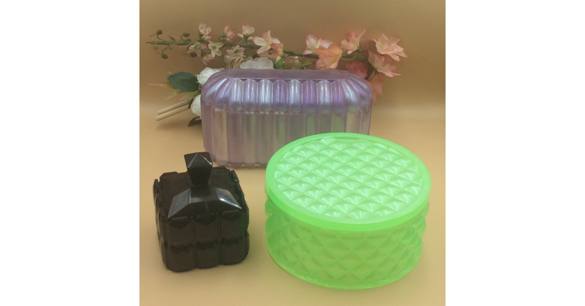 Boites en résine - doucescreations