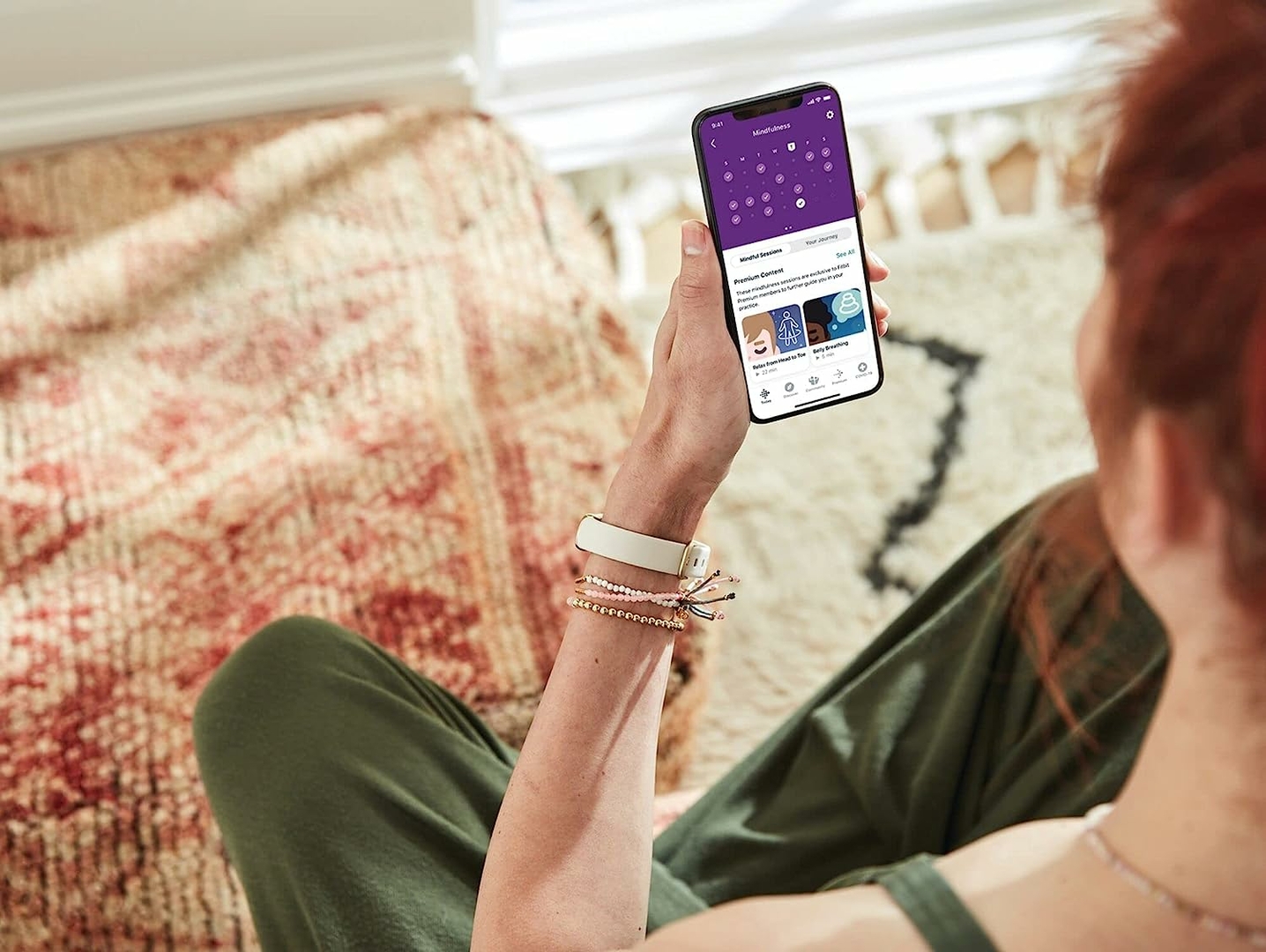 The Perfect Fusion of Style and Fitness | Smart Jewelry Tracker