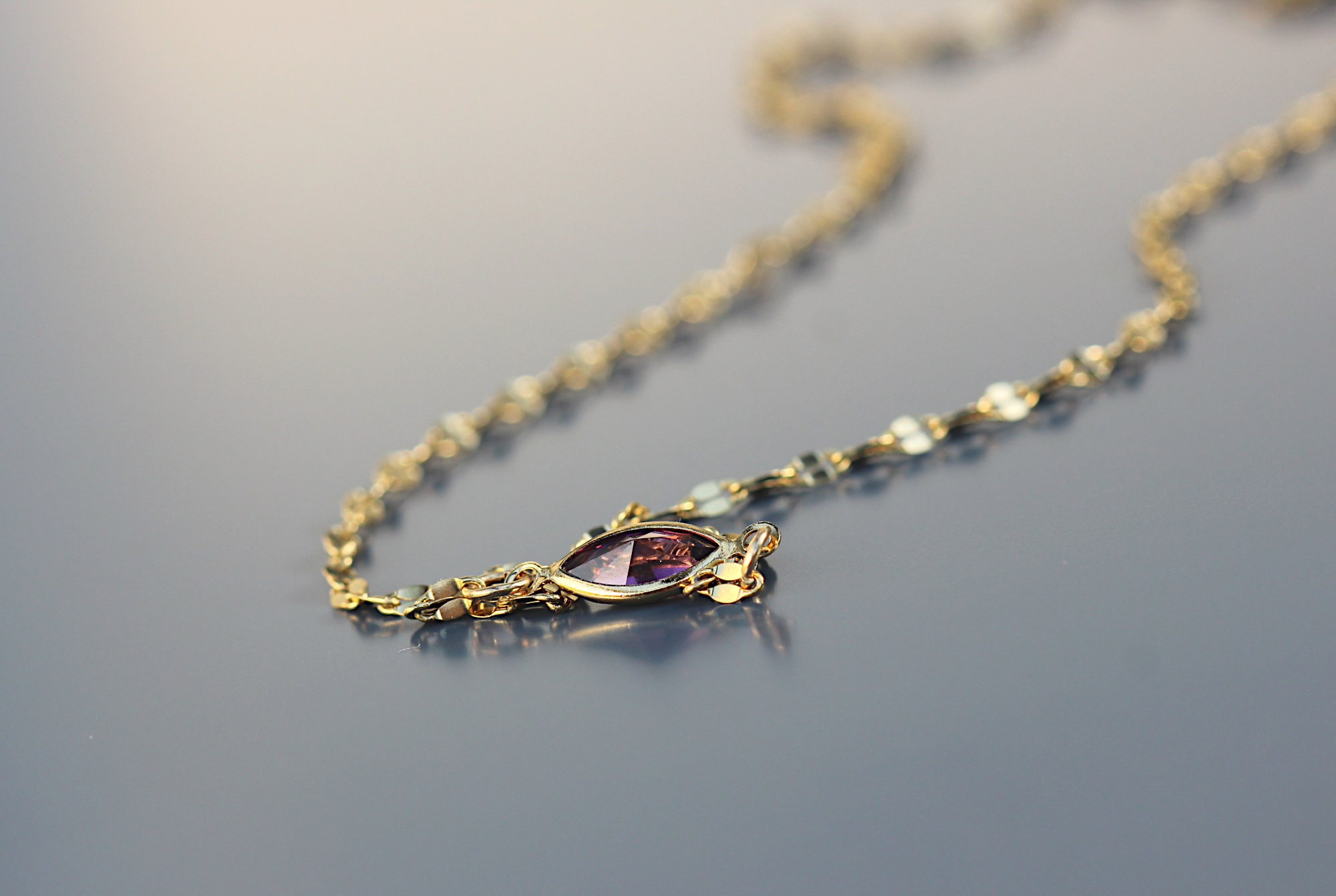 Collier Amélia en cristal taillé - Bijou minimaliste pour femmes