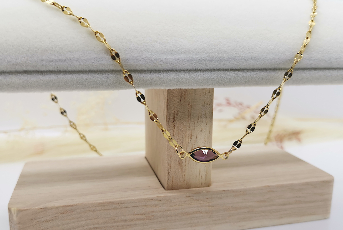 Collier Amélia en cristal taillé - Bijou minimaliste pour femmes