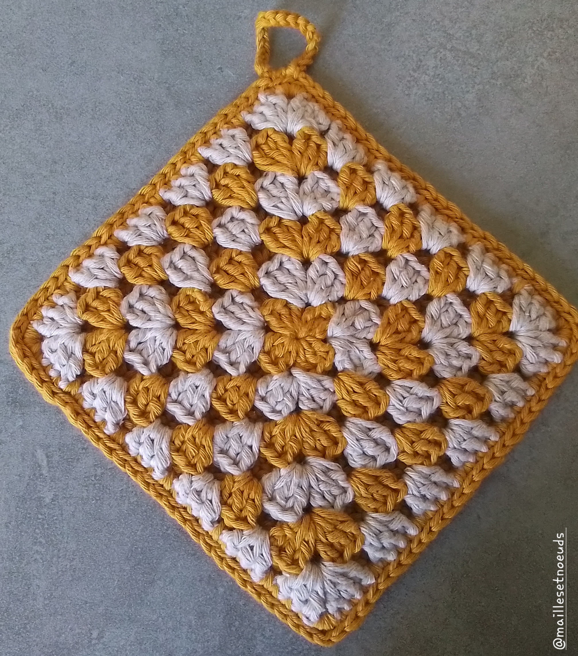 CROCHET - Manique - des-mailles-et-des-noeuds