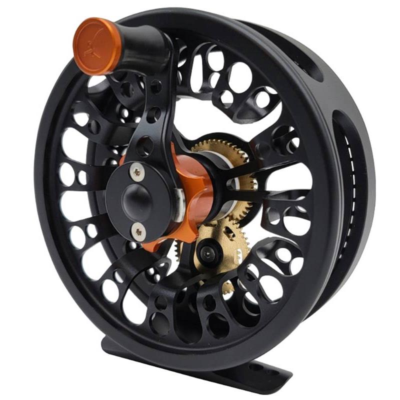 La soie-mouche, l'accessoire indispensable des pêcheurs à la mouche.