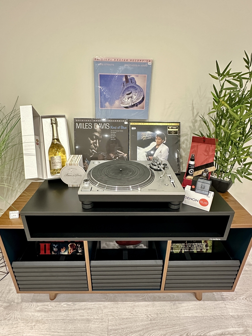 Pack cadeau AVP 30th: Meuble norstone design Oslo 1200 + platine vinyle ...