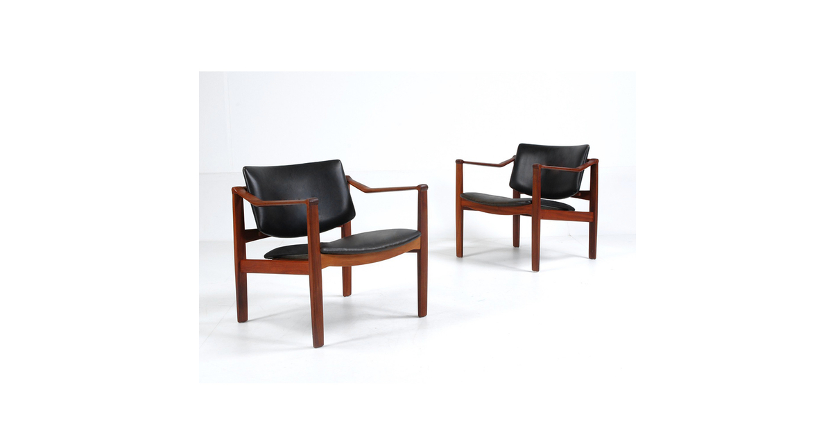 Fauteuils vintage teck noyer par William Watting - GALERIE PIERRE ARTS ...