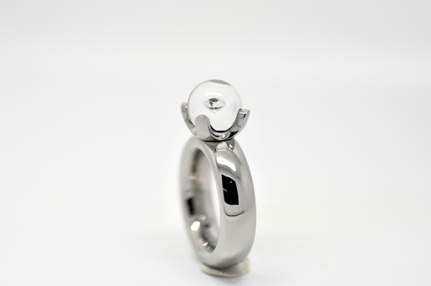 Diamond in glass chaton collection 10 mm bead large ring - SCHMUCKWERK ...