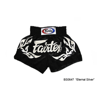 Matériel de Boxe Fairtex : Gants, Protège tibias et Shorts Fairtex