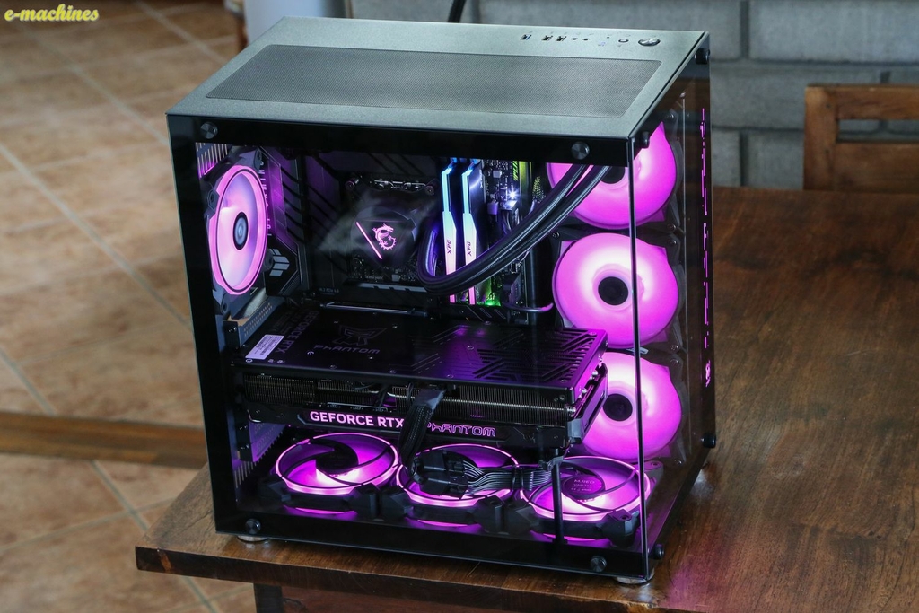 E-MACHINES M.RED Crystal i7-13700K et RTX 4080 Phantom - infinytech-reunion