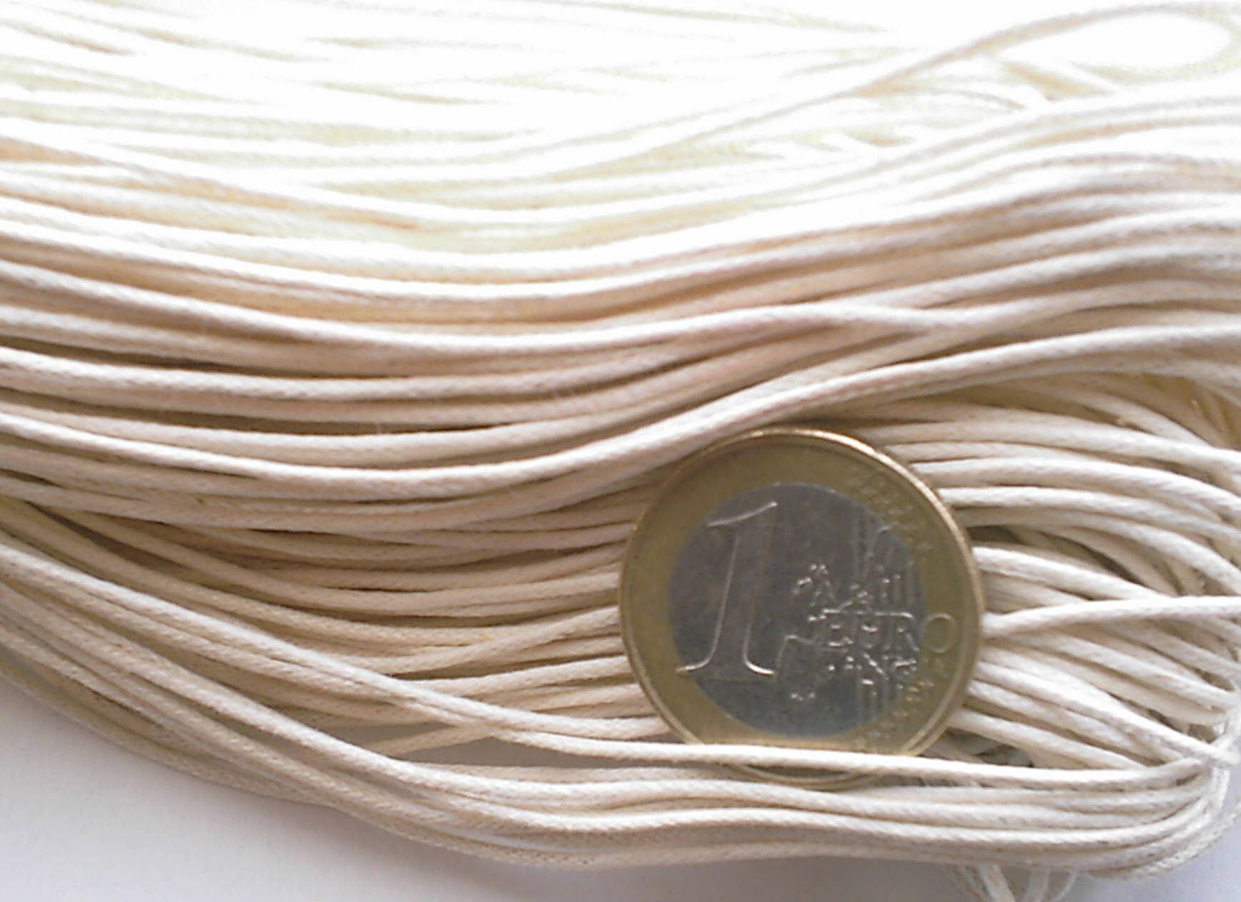 Echeveau FIL COTON CIRE 1mm ÉCRU par 65 mètres - Coton Ciré/Echeveau ...