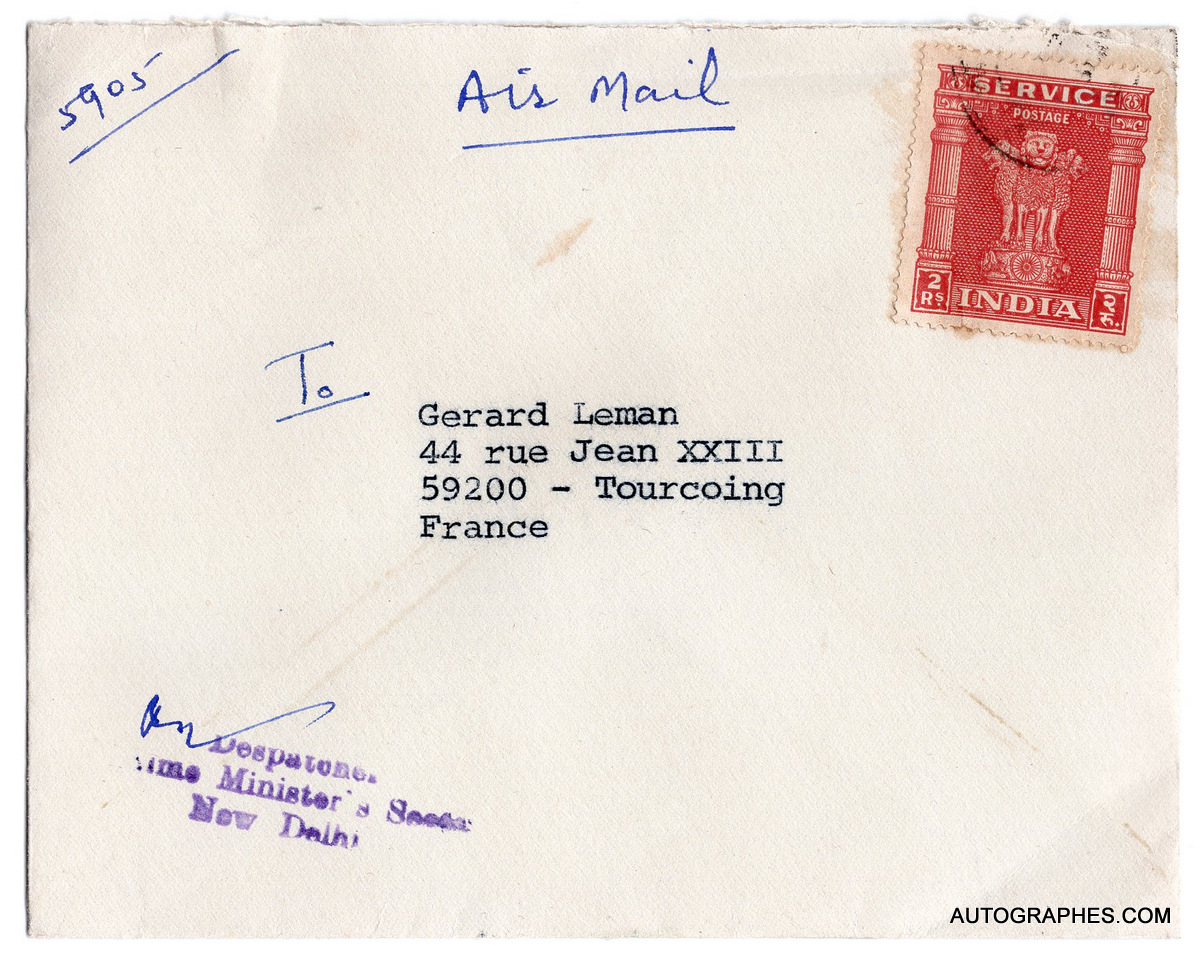 Indira GANDHI - Signature autographe et lettre de sa secrétaire (1975)