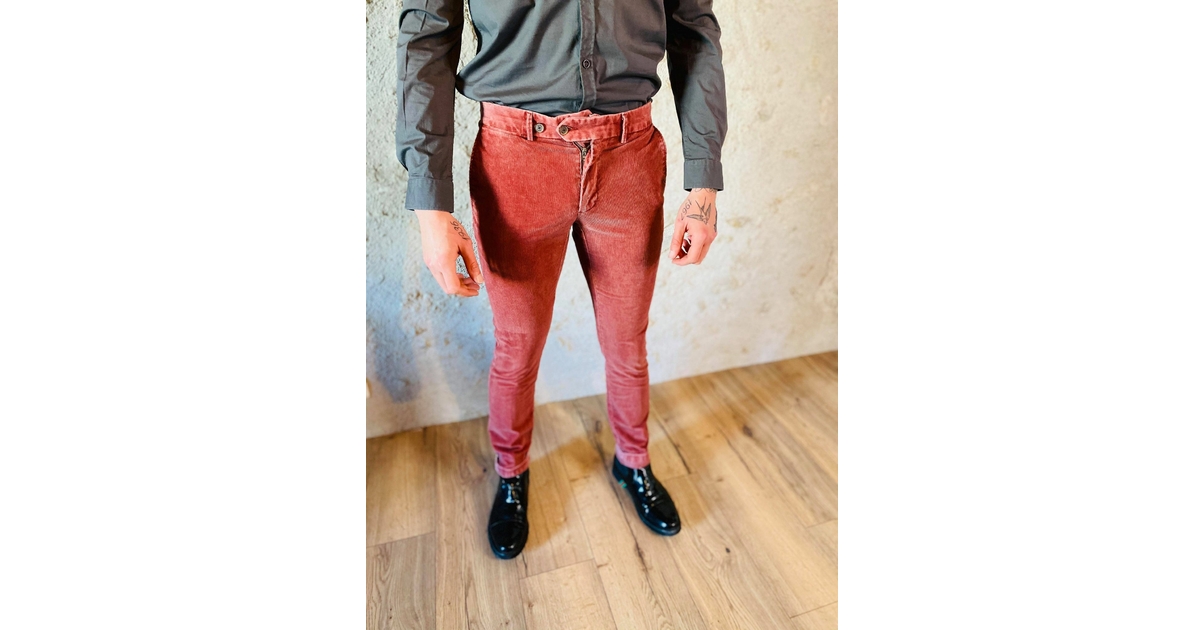 Chino vieux rouge Hackett London - Prix doux vêtements Homme/Pantalons ...