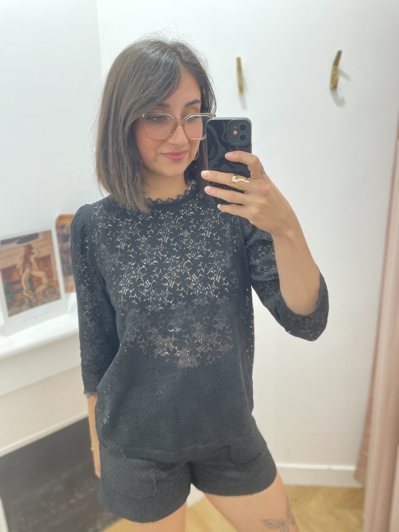 Blouse manches 3/4 en dentelle Stella - Noir - GRACE & MILA - Lora