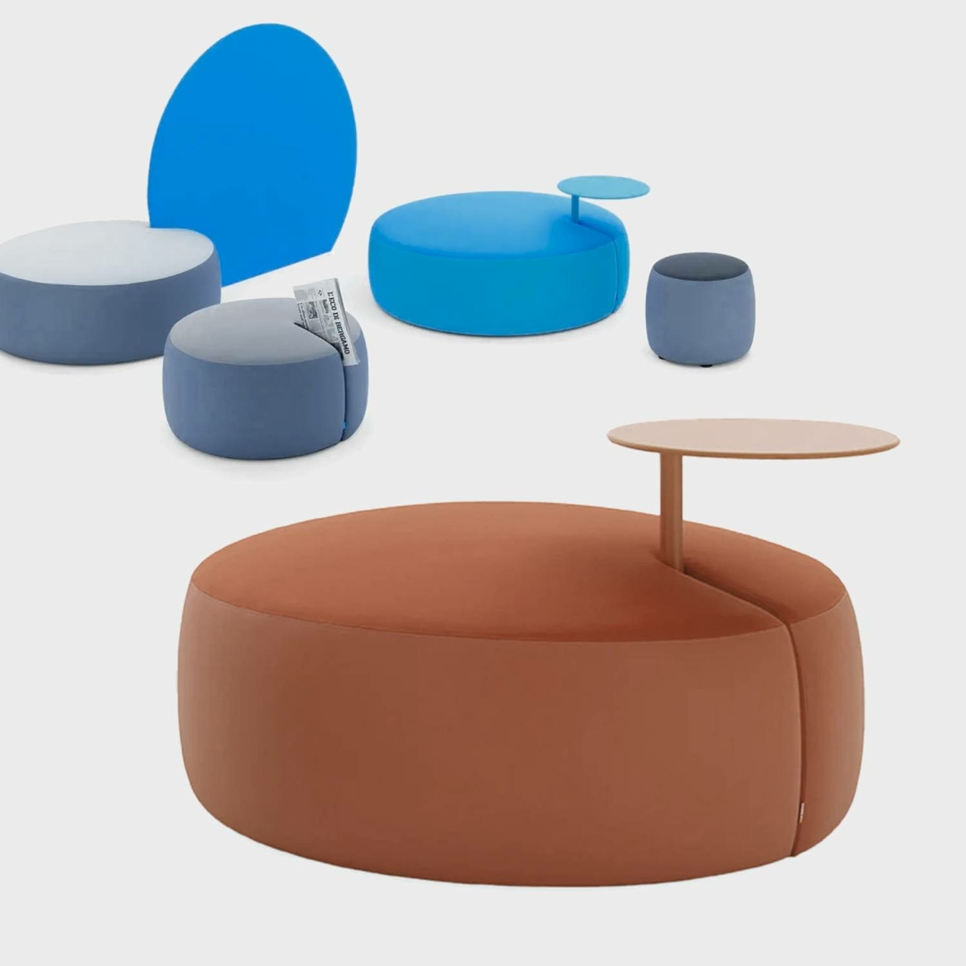 Ilots-poufs forme arrondie avec tablette espace coworking repos