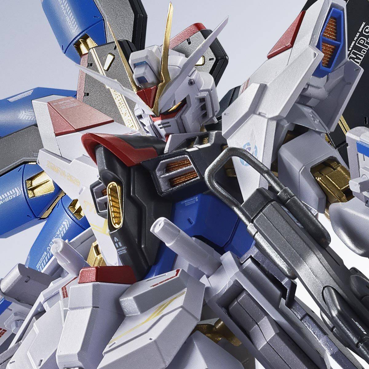 BANDAI Metal Robot Spirits SIDE MS: Mobile Suit Gundam SEED Freedom - ZGMF/A-262B Strike Freedom ...