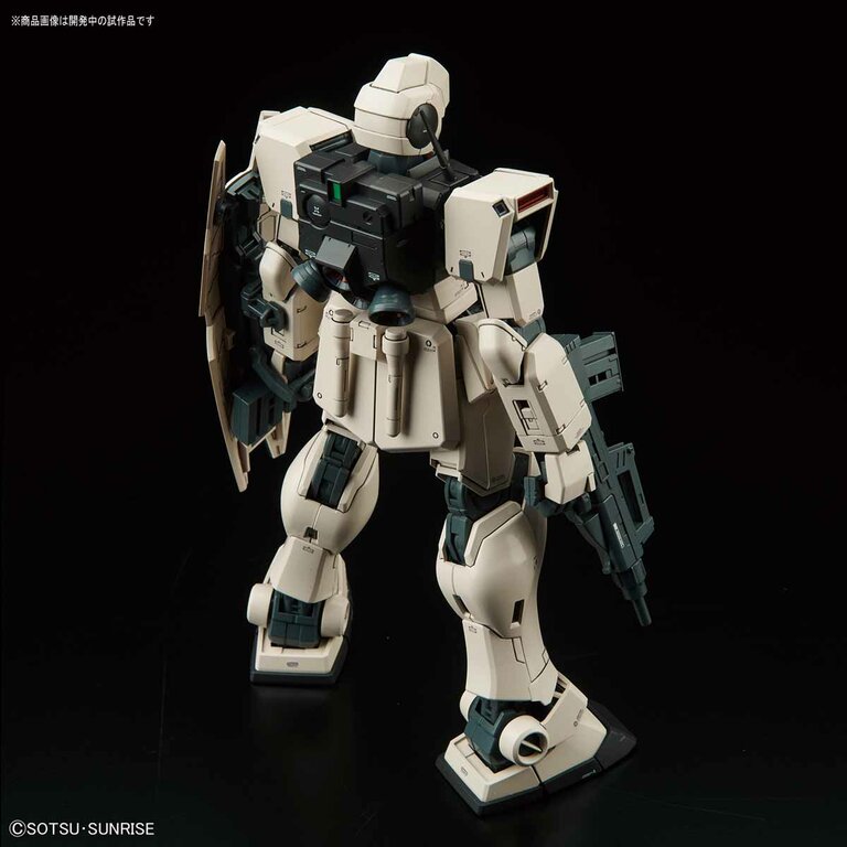 BANDAI GUNPLA MG 1/100 RGM-79G GM Command (Colony Type)