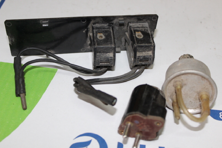 lot CITROEN 2cv,DS,etc.. - CITROEN - autopieces-ancienne