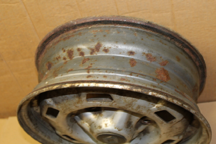 jante tole FERGAT 450B x 13, 110 x 3 RENAULT 4 L, 5 TL 1974 - RENAULT ...