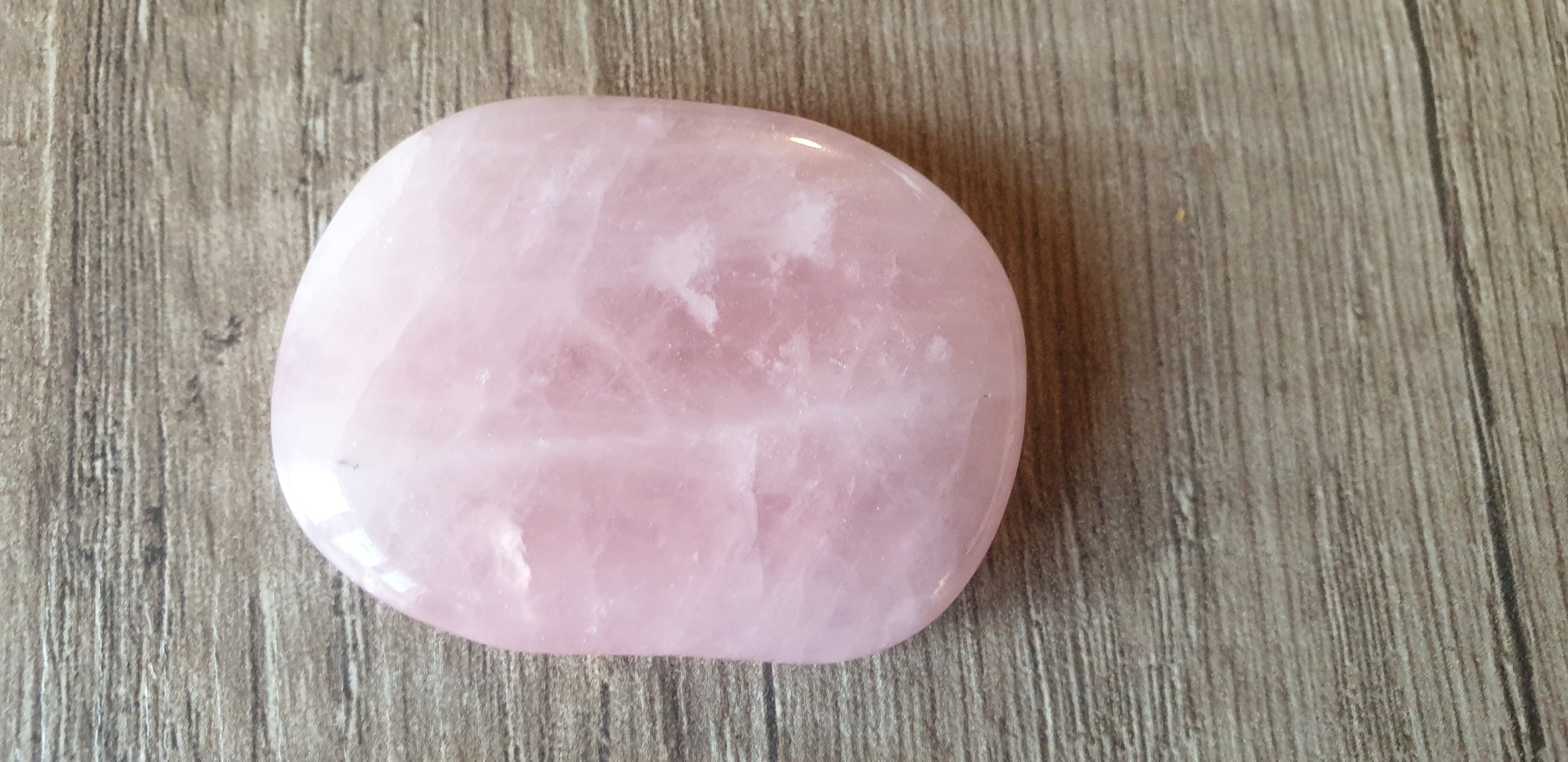 Pierre plate en Quartz Rose - Bijoux et accessoires/Pierres de soin ...