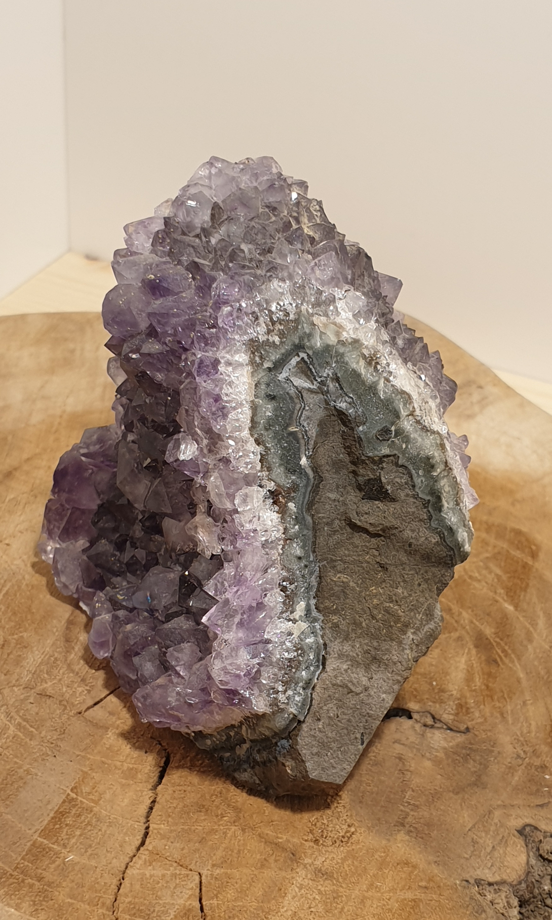 Druse (petit fragment) en pierre naturelle d'améthyste n°10 - Bijoux et ...