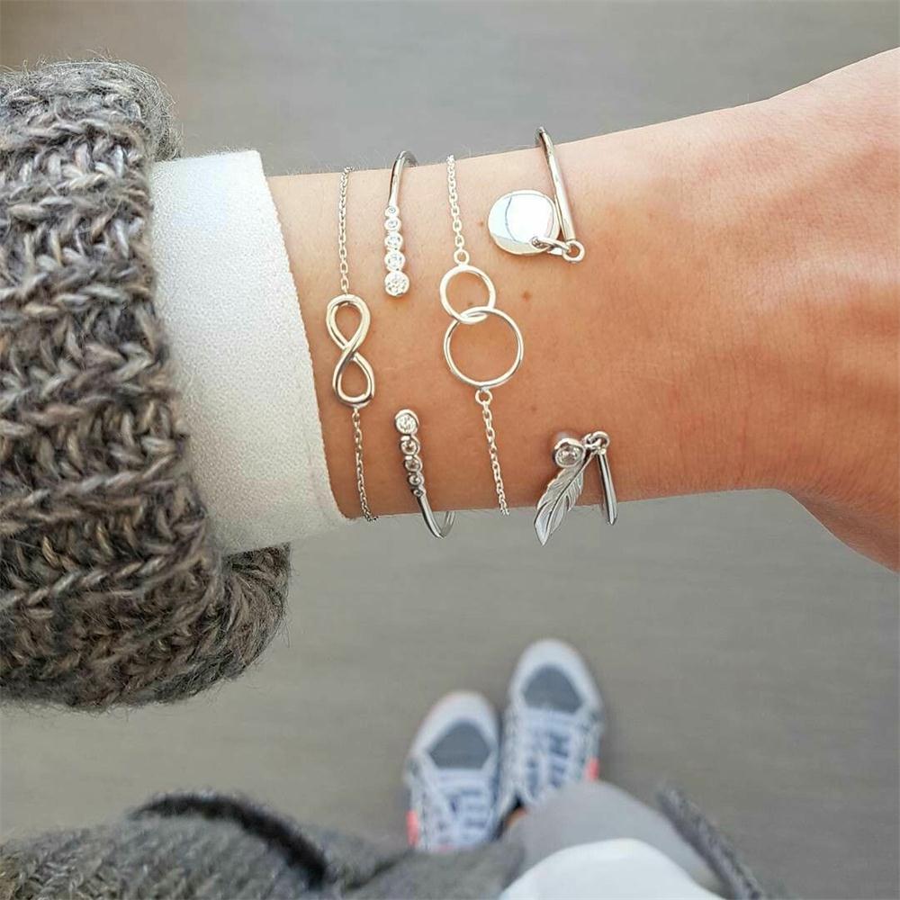 Ensemble de Bracelets Fantaisie Différents Modèles - BIJOUX/Broches ...