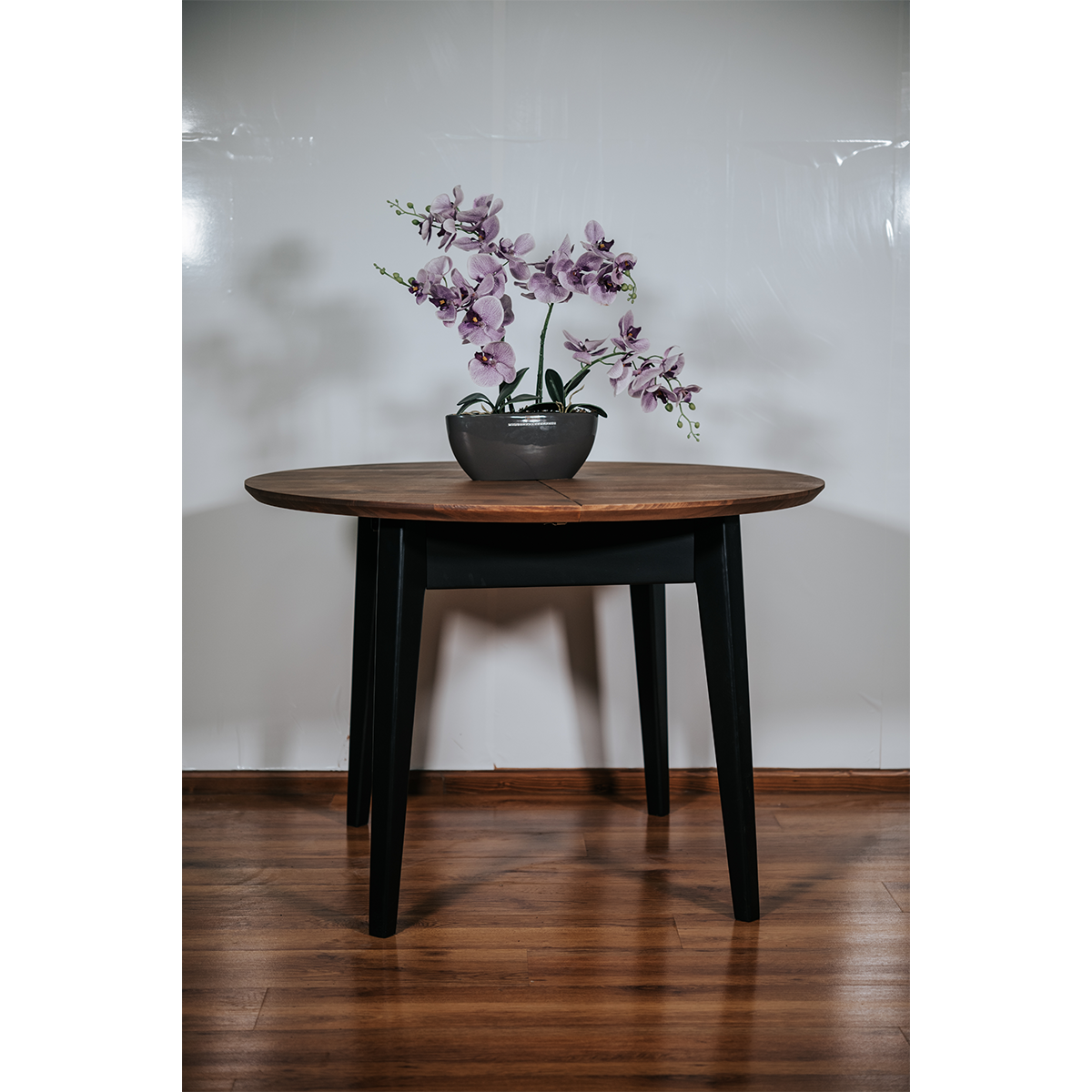 Table à manger ronde extensible 4 à 6 places Nostalgie - Noir et bois ...