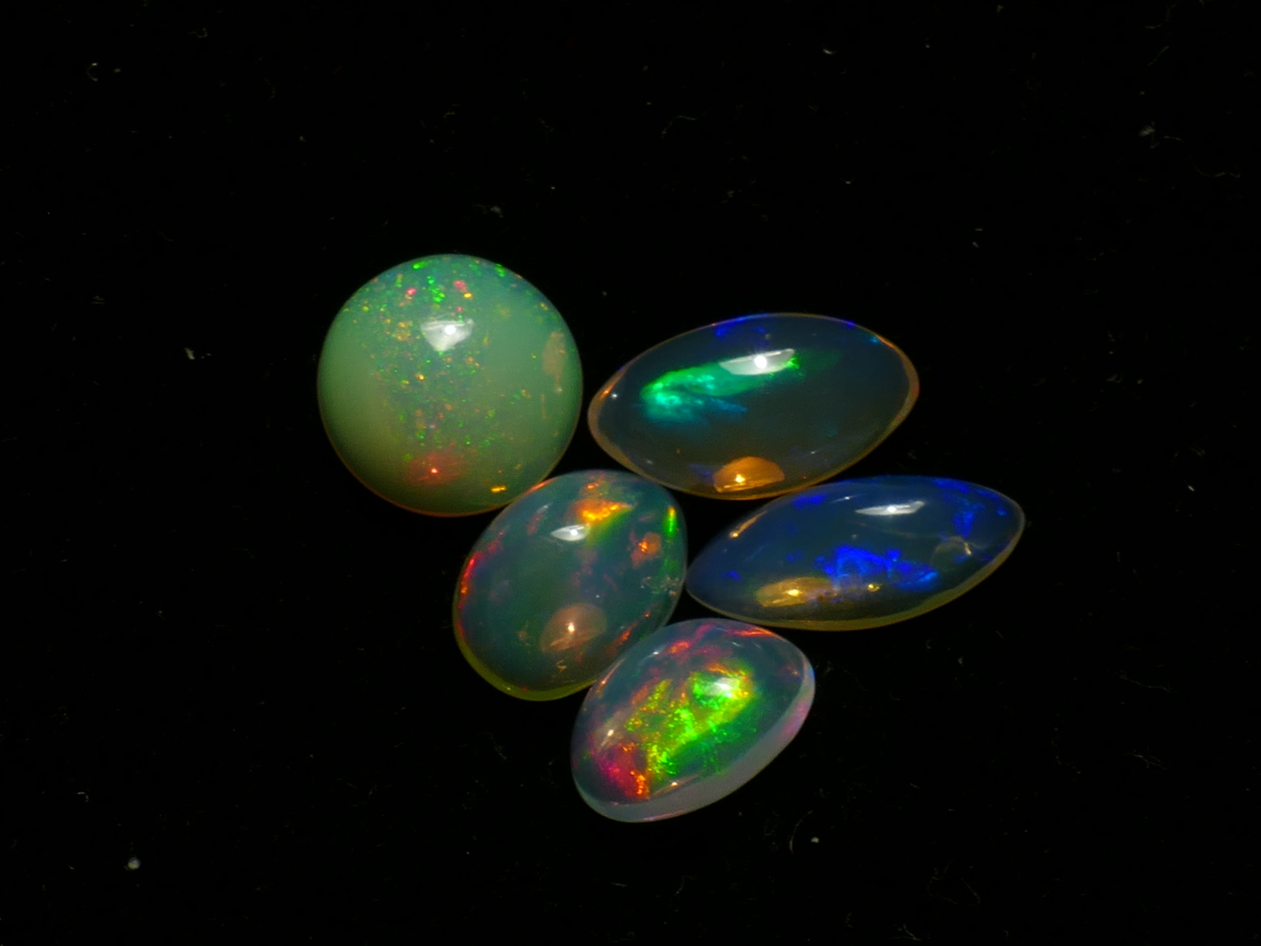 Boutique d'Opale naturelle d'Ethiopie taillée - Gemmes Aventures