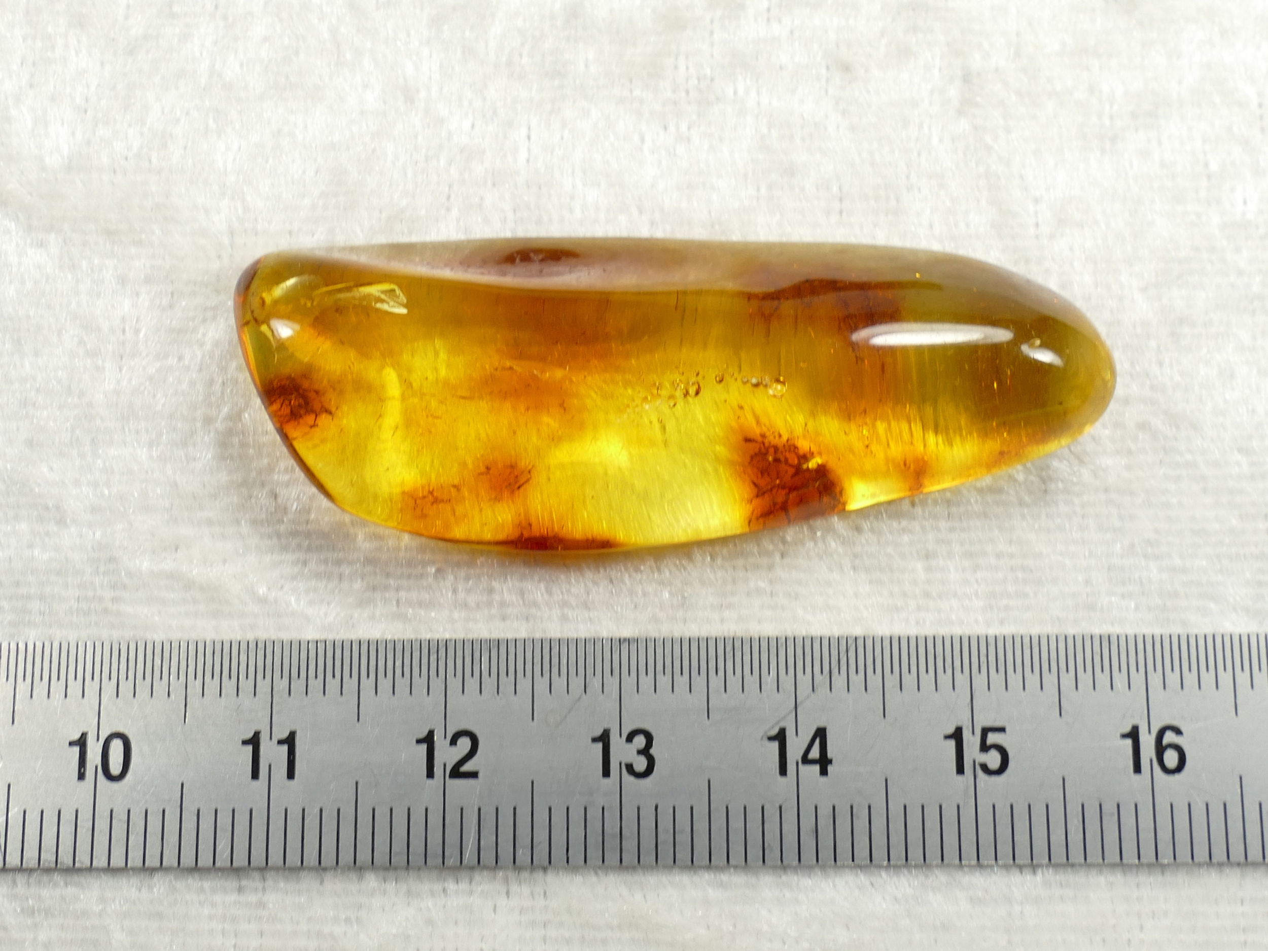 Boutique Ambre naturel de la Mer Baltique - Gemmes Aventures