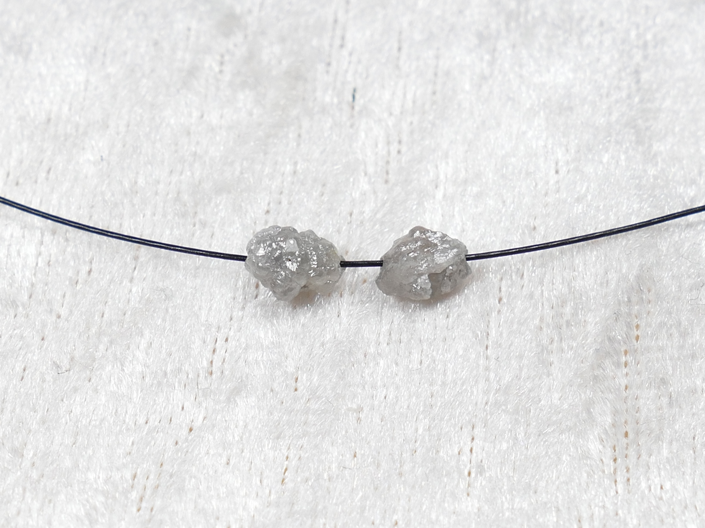 Boutique de Diamant brut naturel en perle - Gemmes Aventures