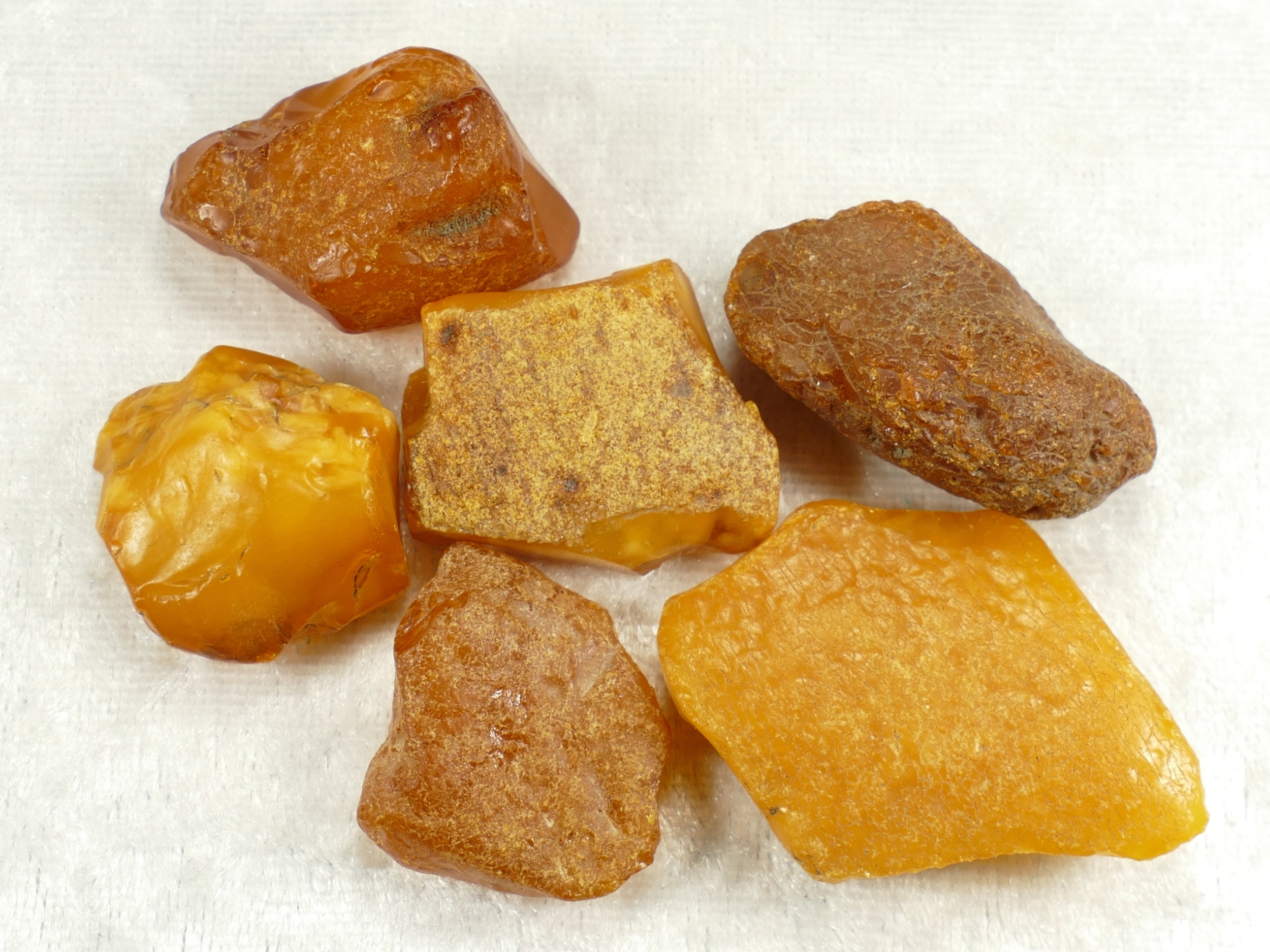 Boutique Ambre naturel de la Mer Baltique - Gemmes Aventures