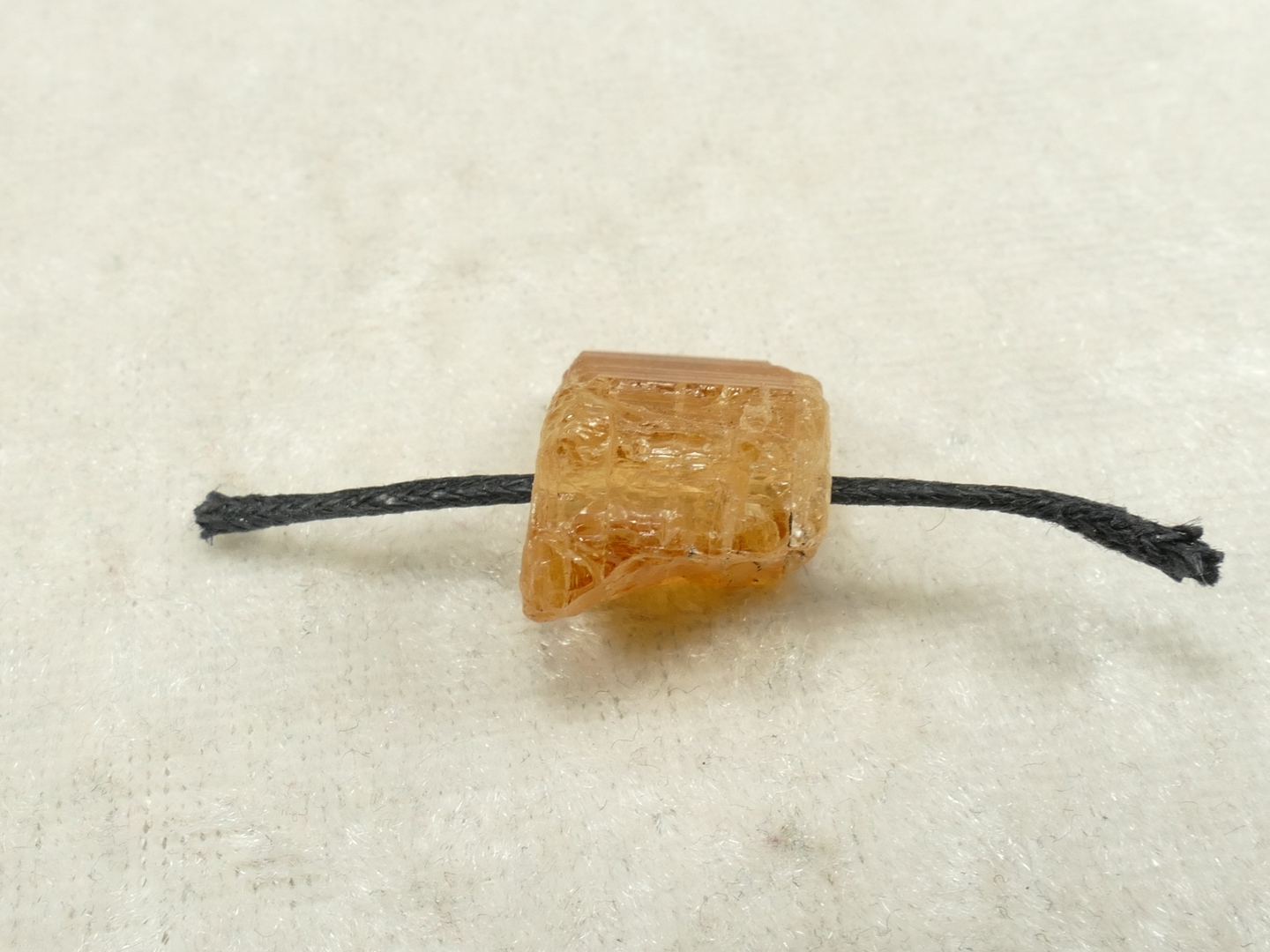 Topaze Impériale naturelle brute orangé - Gemmes Aventures