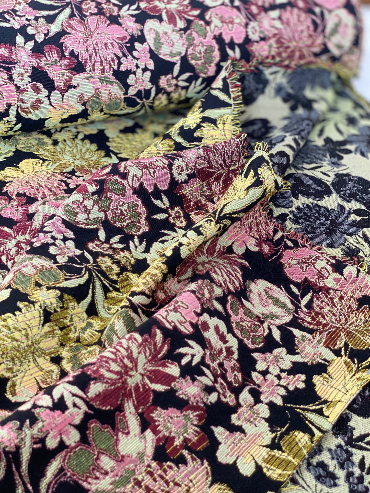 Jacquard roses anciennes 20 x 145 cm - Jacquard - Motif Personnel